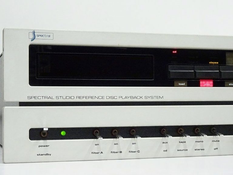 SPECTRAL スペクトラル SDR-1000 SERIESⅡ プリアンプ一体型CDプレーヤーを静岡県熱海市で買取りさせていただきました ...